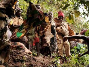 Visit the Batwa tribes in Rwanda